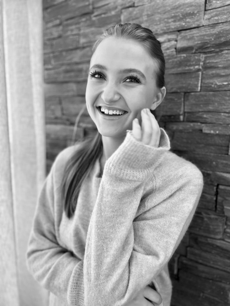 Julie DC - CC Models