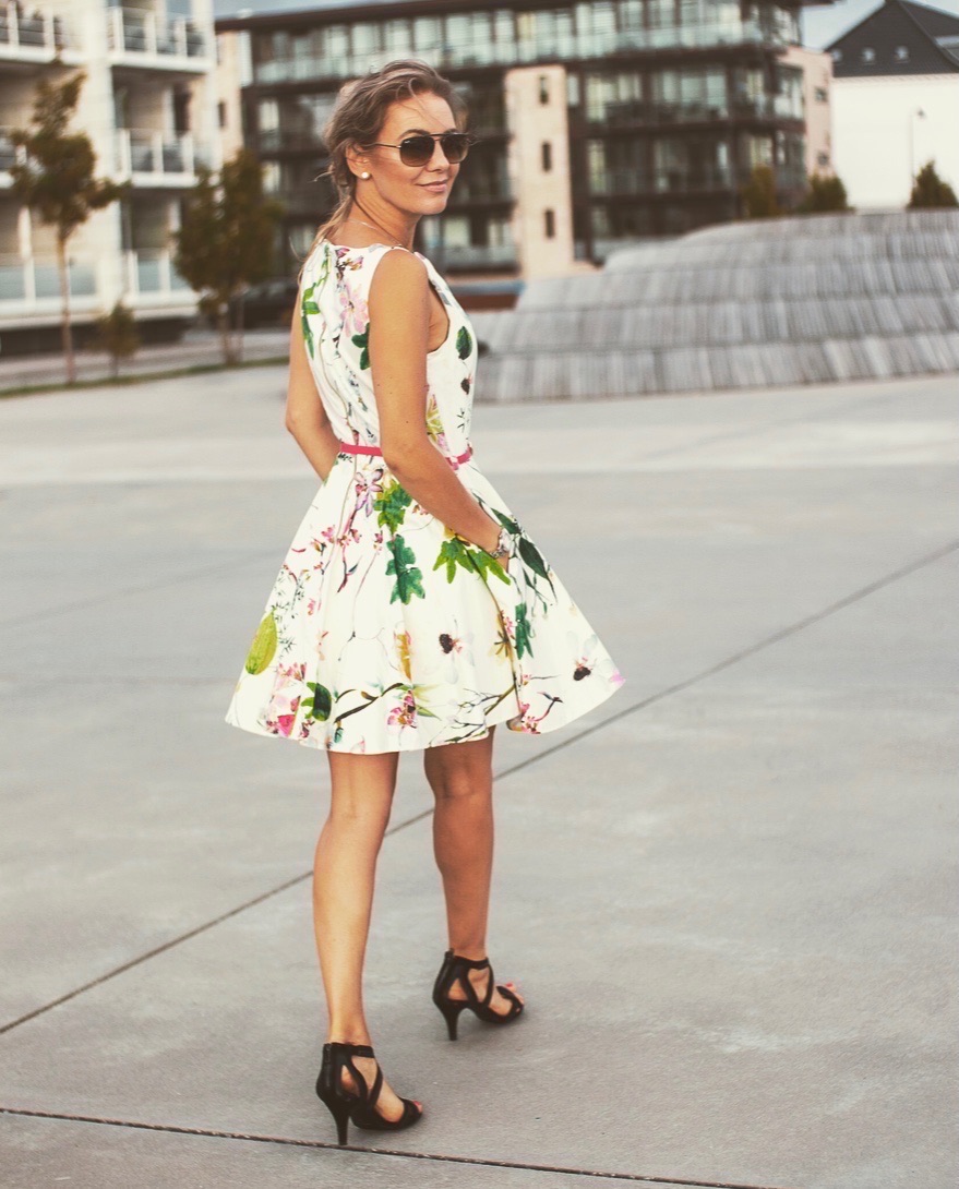 Sandra St - CC Models